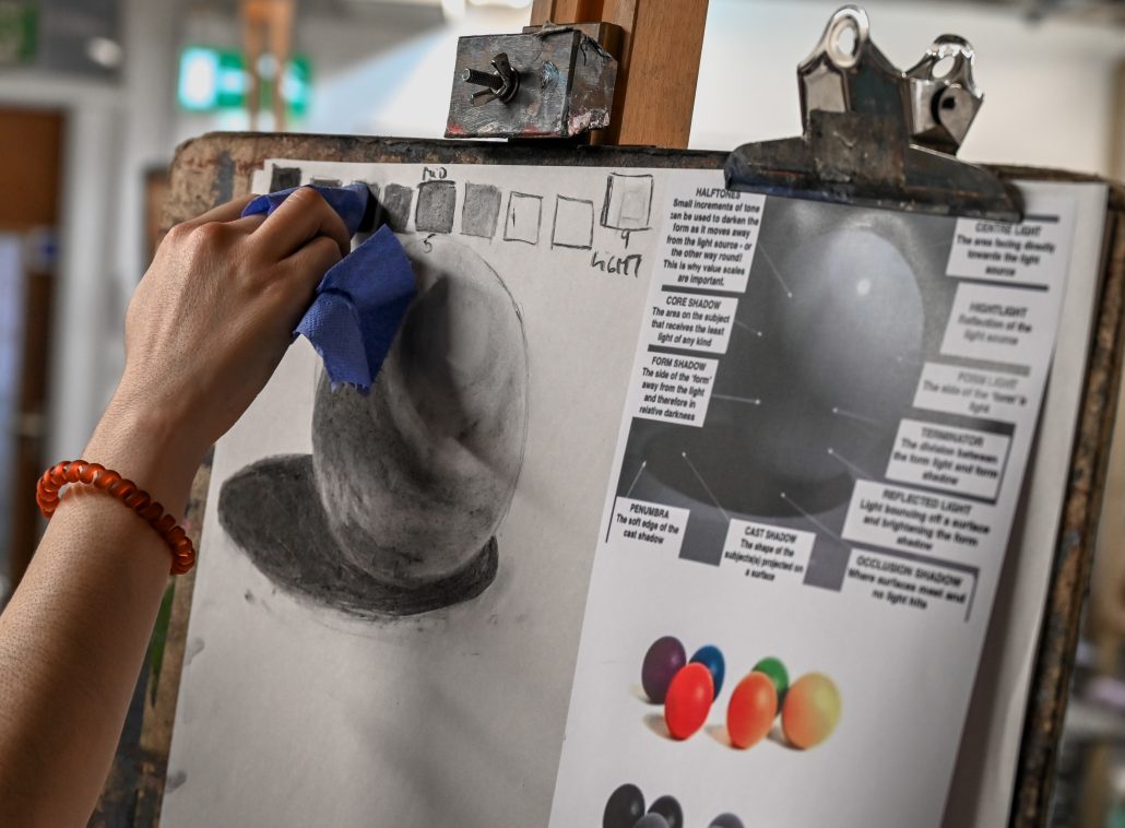 Explore Short Courses in Fine Art at Our Academy